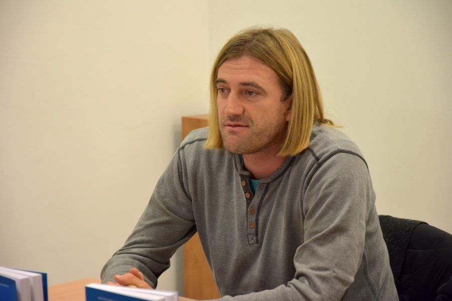 Hrvatski jezik – 200 godina na razmeđu političkoga jugoslavenstva i ...